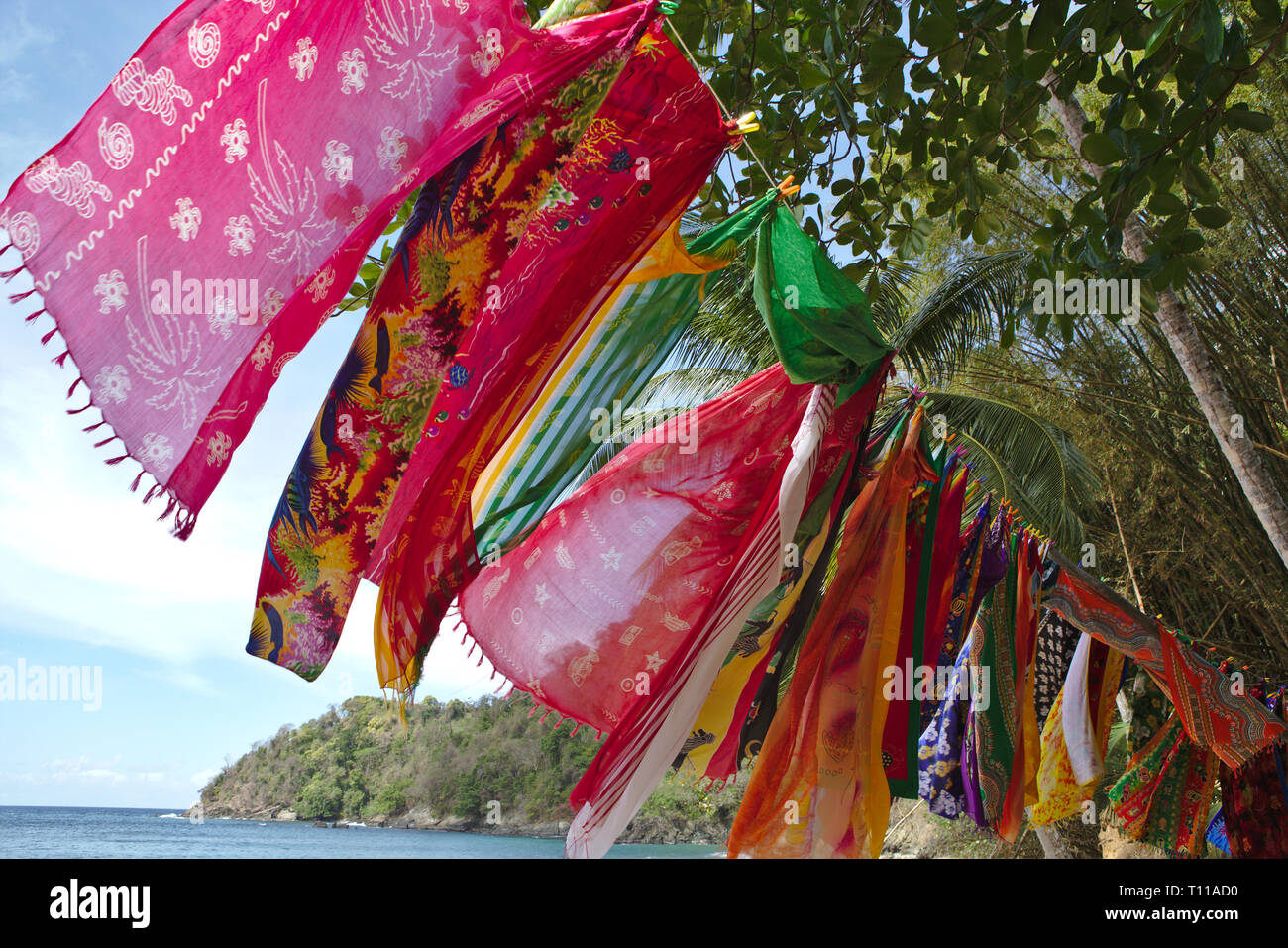 Colourful sarongs hi-res stock photography and images - Alamy