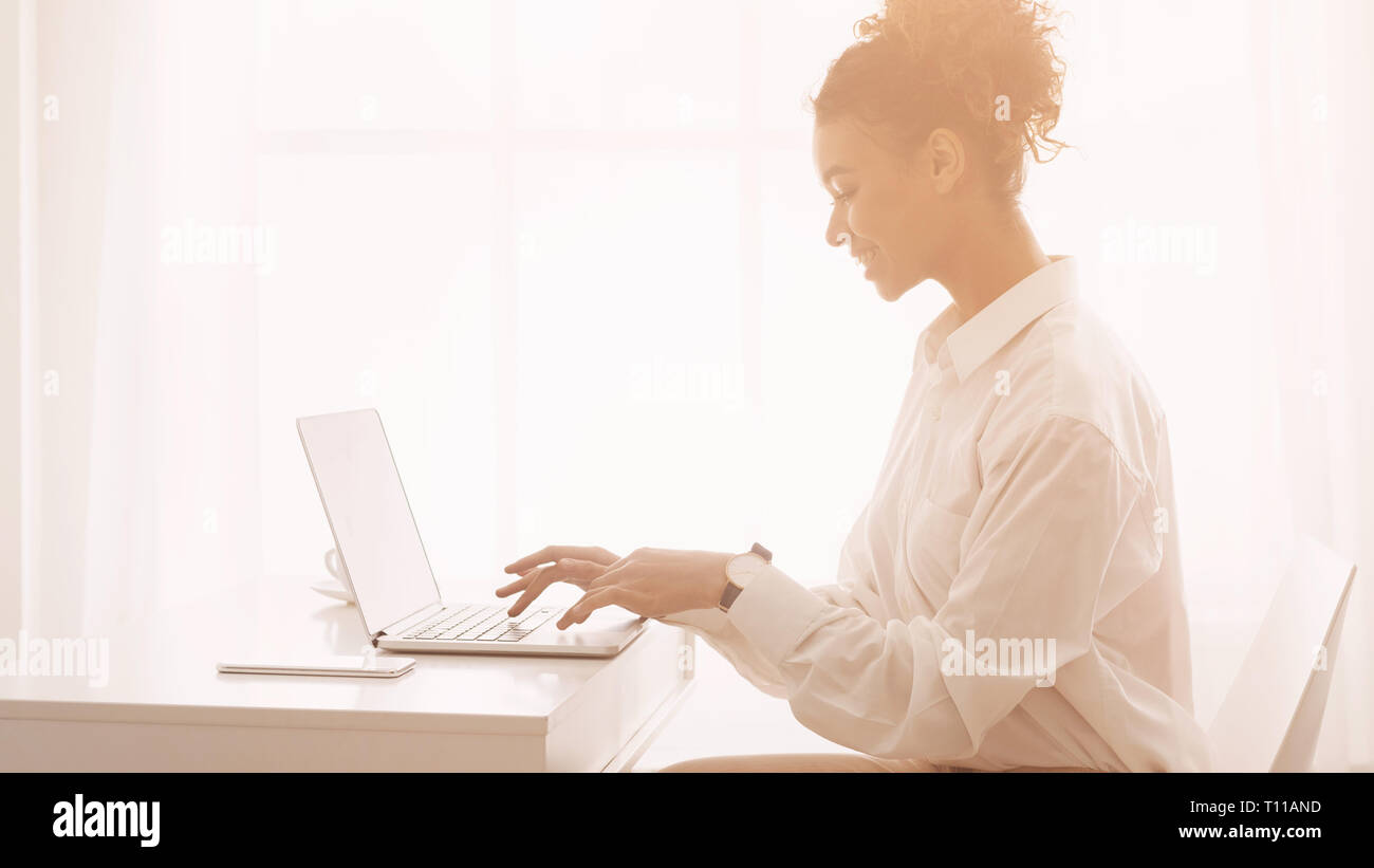 Online education. Woman learning online on laptop Stock Photo - Alamy