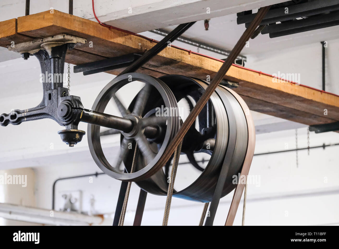Machinery on display at Bradford Industrial Museum, West Yorkshire ...