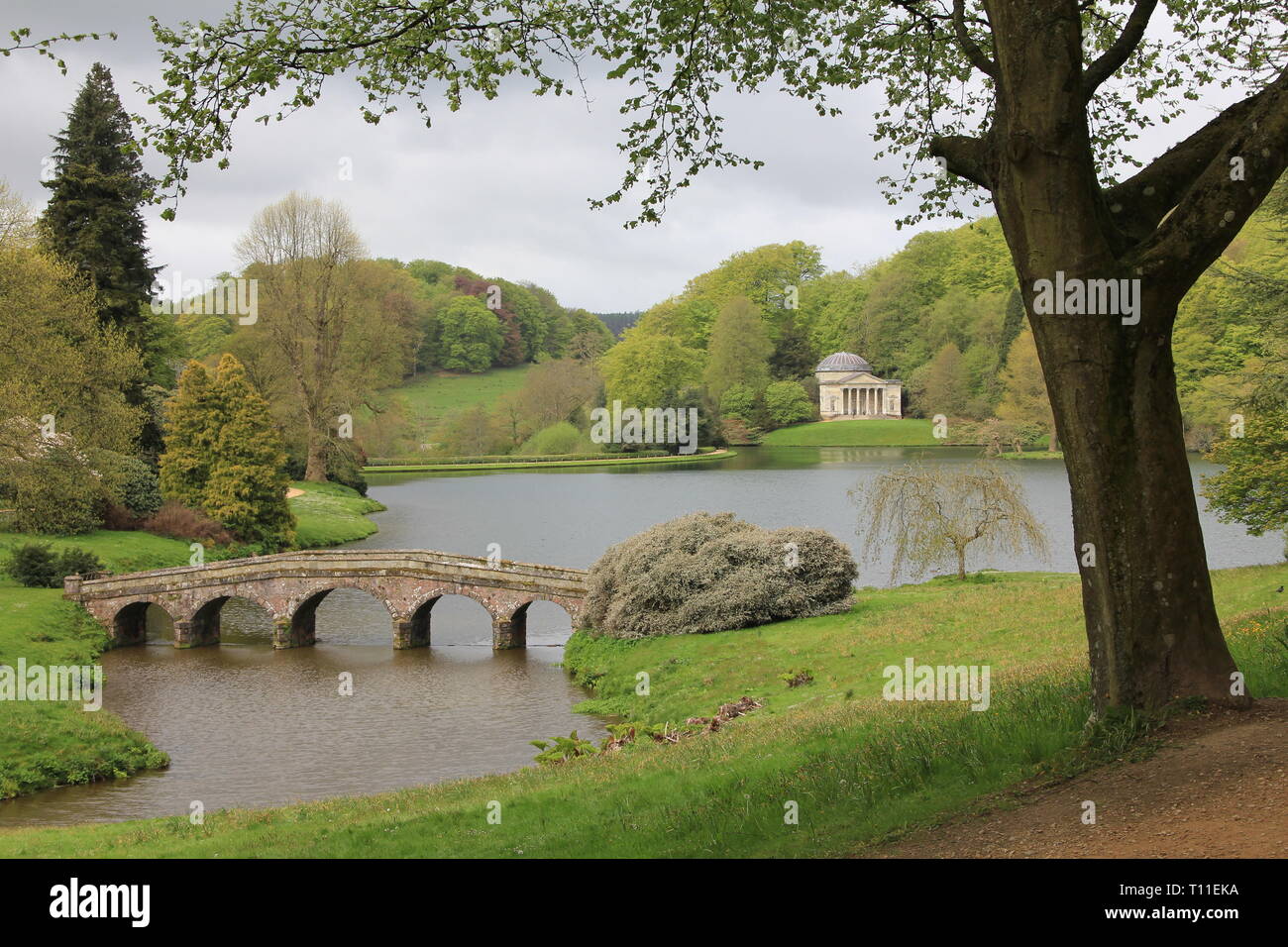 Palladian mansion stourhead hi-res stock photography and images - Alamy