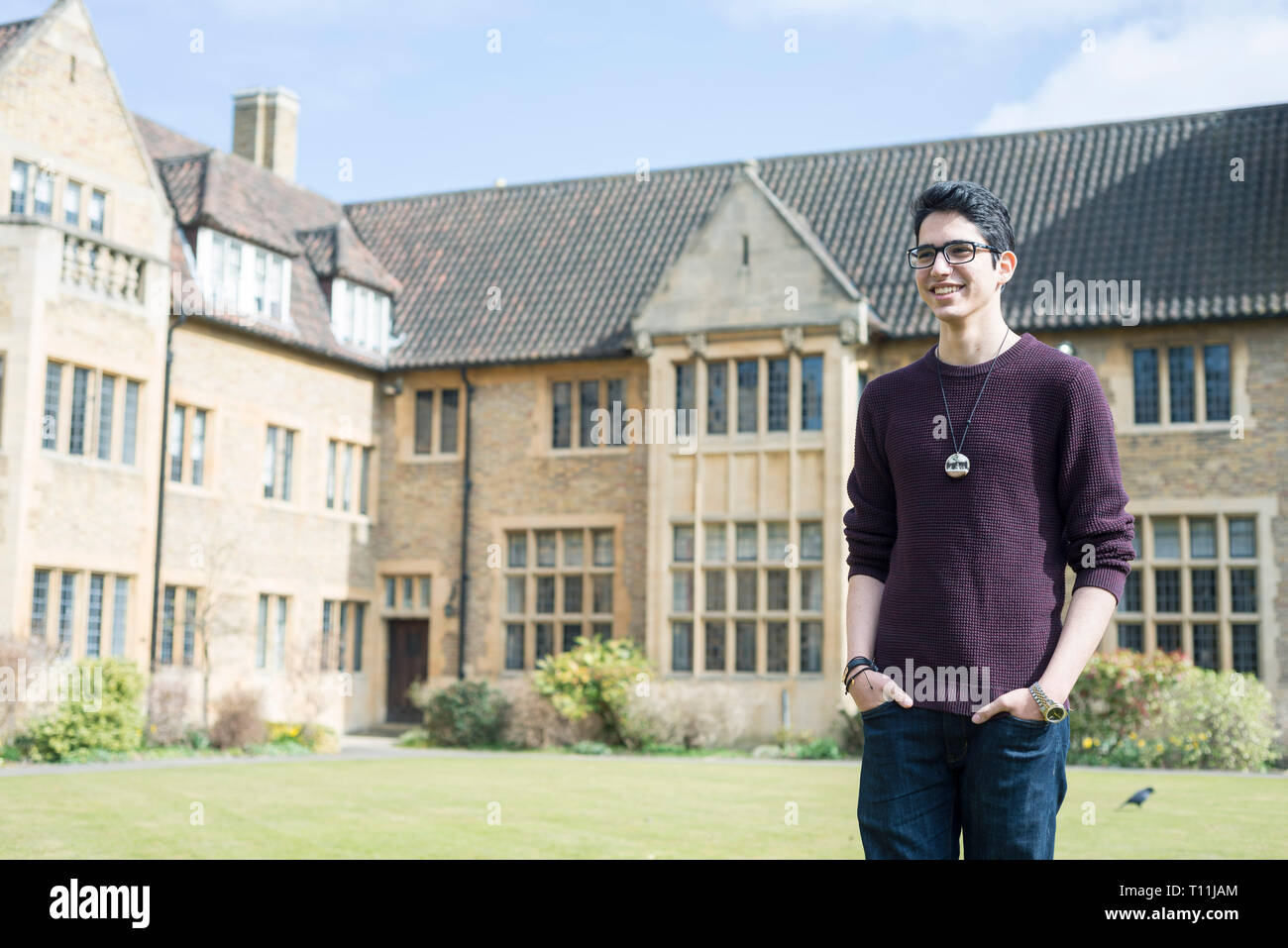 Cambridge students in quad hi-res stock photography and images - Alamy