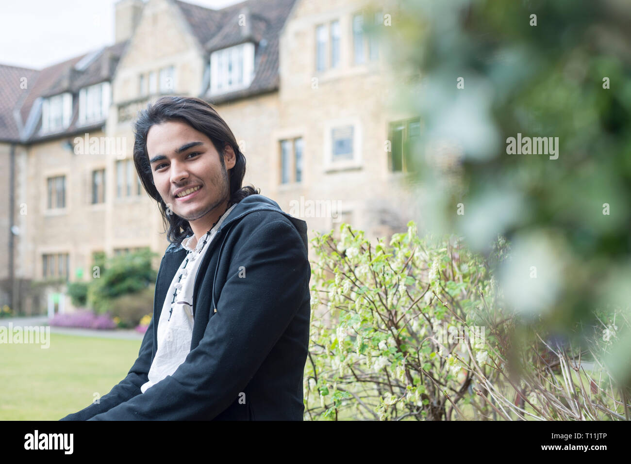 Cambridge students in quad hi-res stock photography and images - Alamy