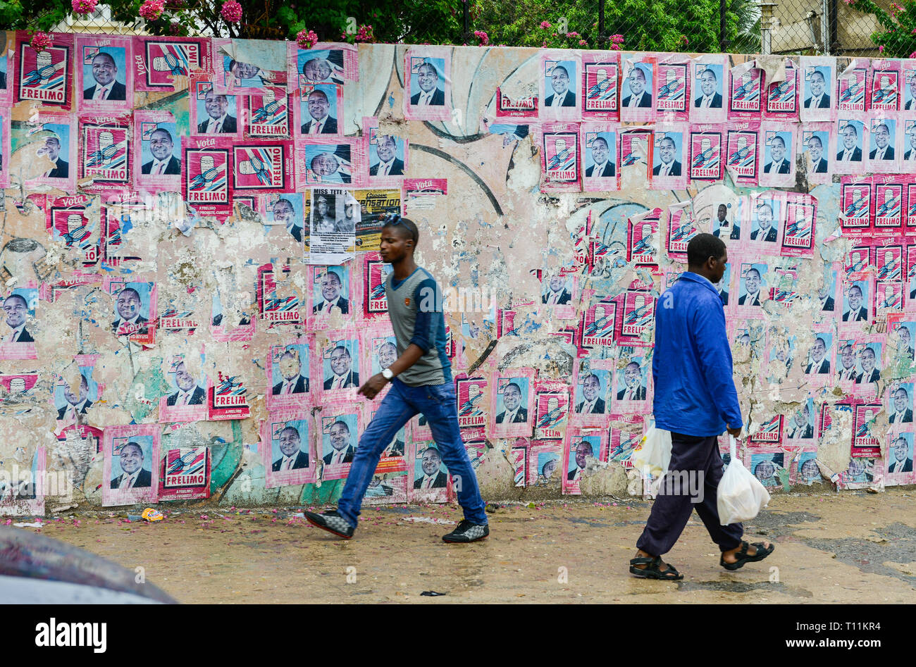 Frelimo poster hi-res stock photography and images - Alamy