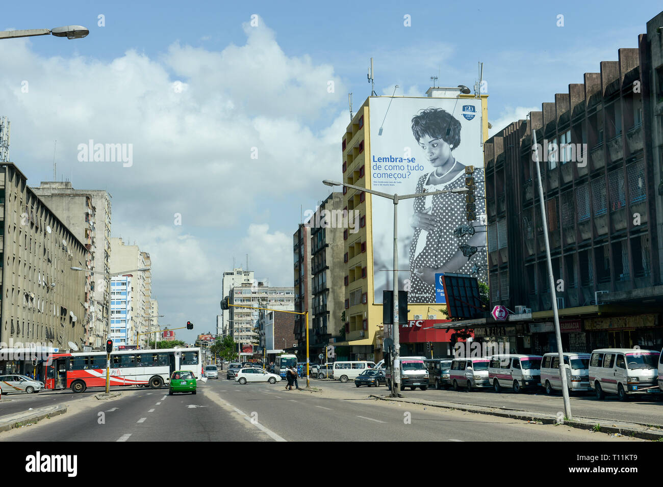 MOZAMBIQUE, Maputo, apartment block / MOSAMBIK, Maputo, Wohnblock Stock ...
