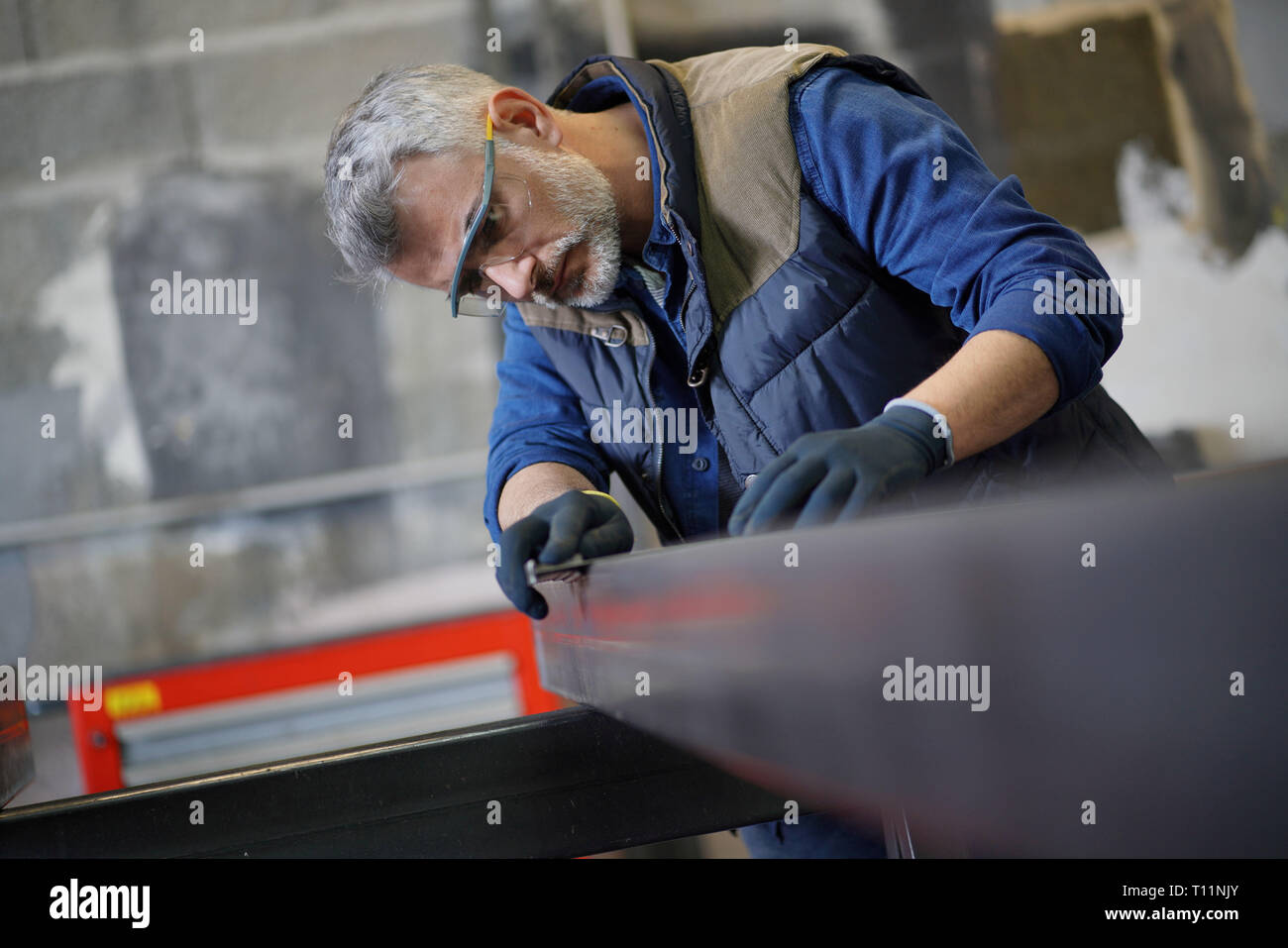 Ironworker hi-res stock photography and images - Alamy