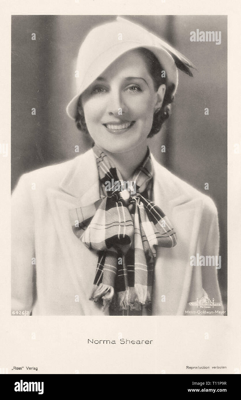Promotional photography of Actress Norma Shearer (1902-1983) - Silent ...