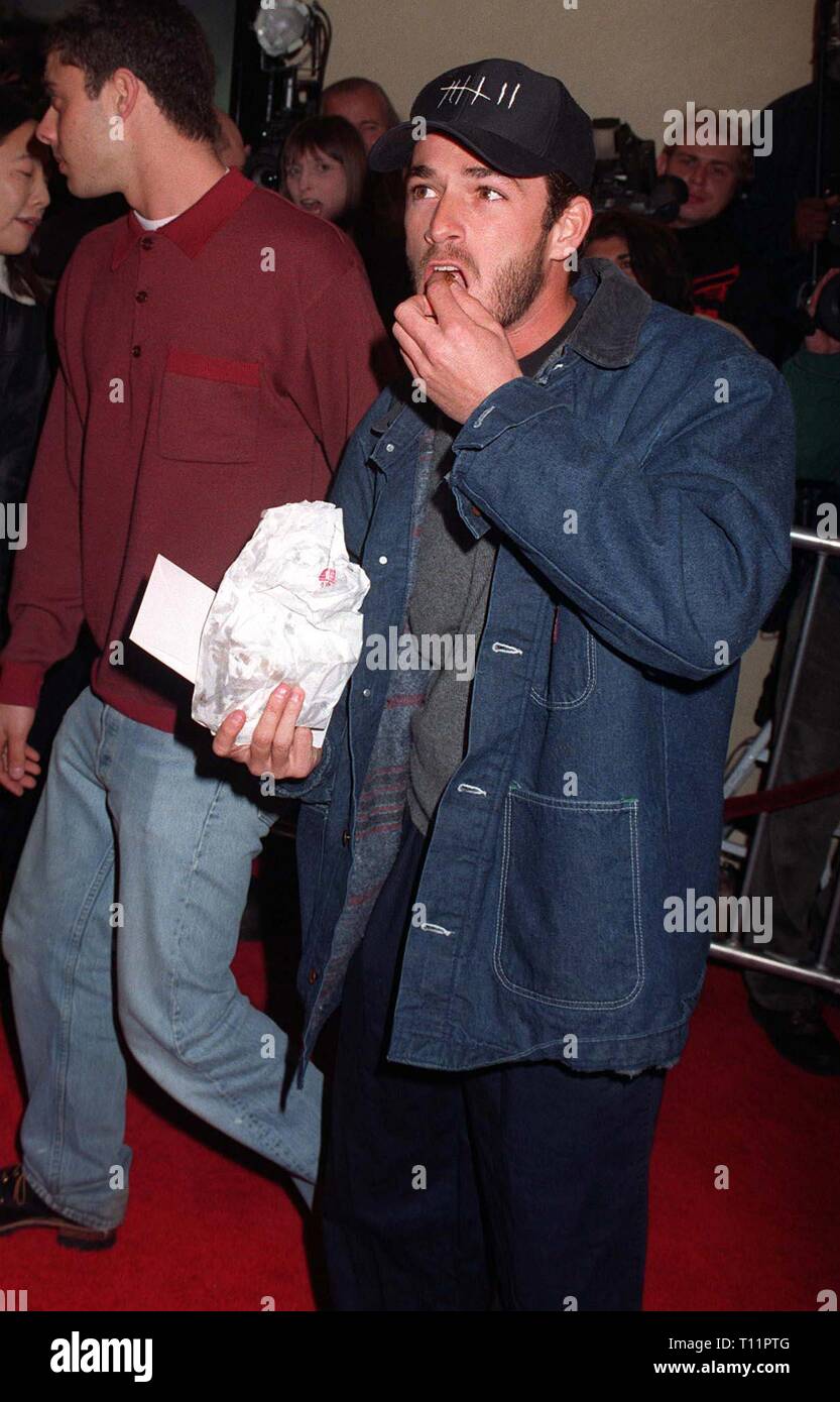 LOS ANGELES, CA. January 15, 1997: Actor Luke Perry at the premiere of ...