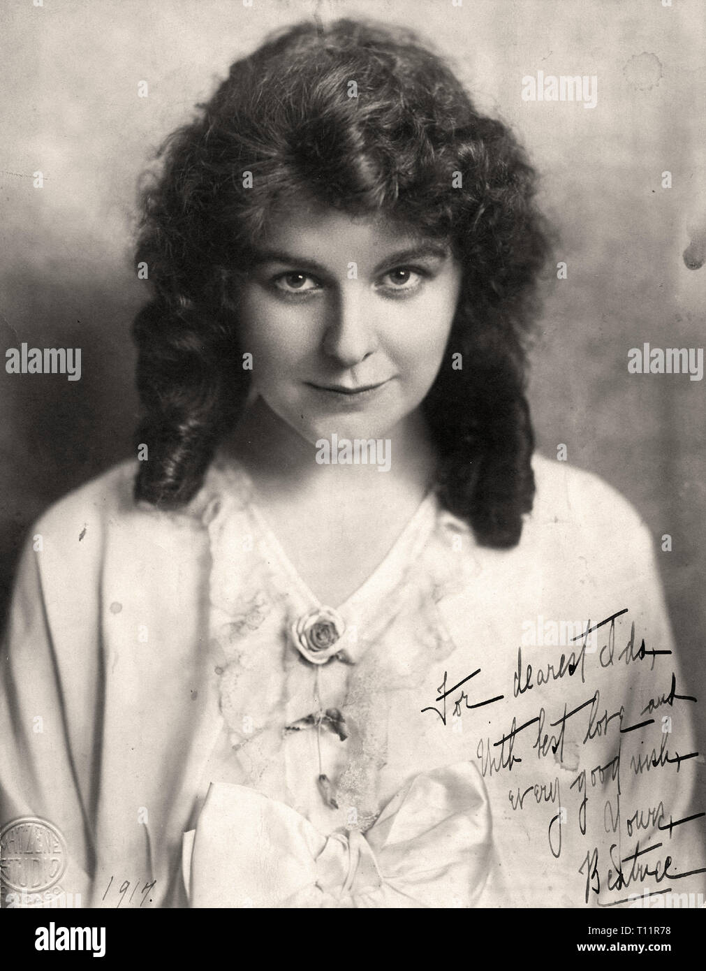 Promotional photography of Bea Nichols - Silent movie era Stock Photo ...
