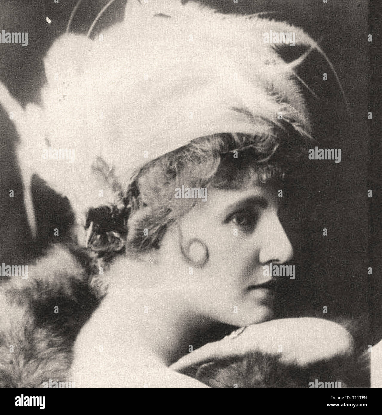 Promotional photography of Florence Lawrence 1915 - Silent movie era ...