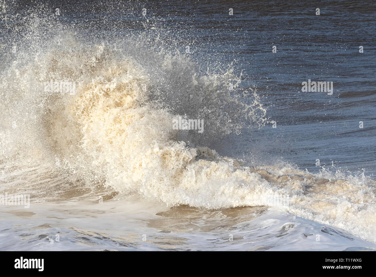 Sea sculpture, breaking waves and forceful water Stock Photo - Alamy