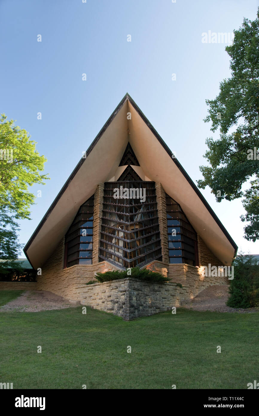 First unitarian church hi-res stock photography and images - Alamy