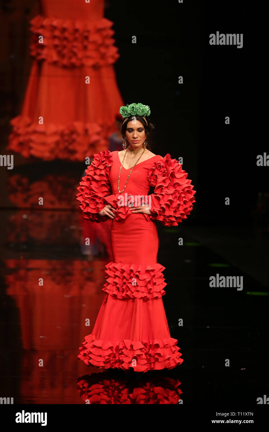 Hermanas serrano hi-res stock photography and images - Alamy