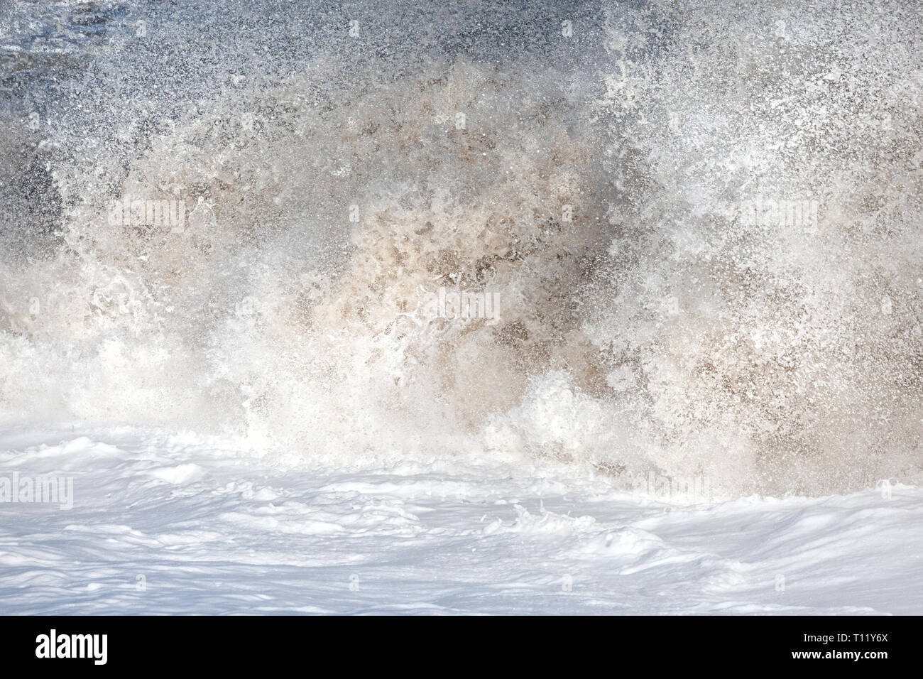 Sea sculpture, breaking waves and forceful water Stock Photo - Alamy