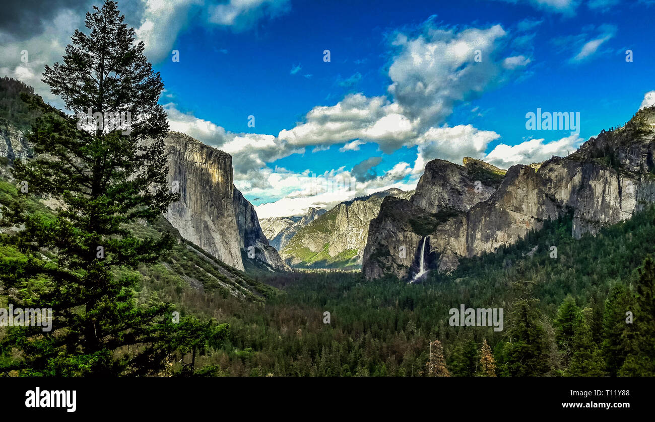 tunnel view with el capitan and waterfalls in yosemite national park ...