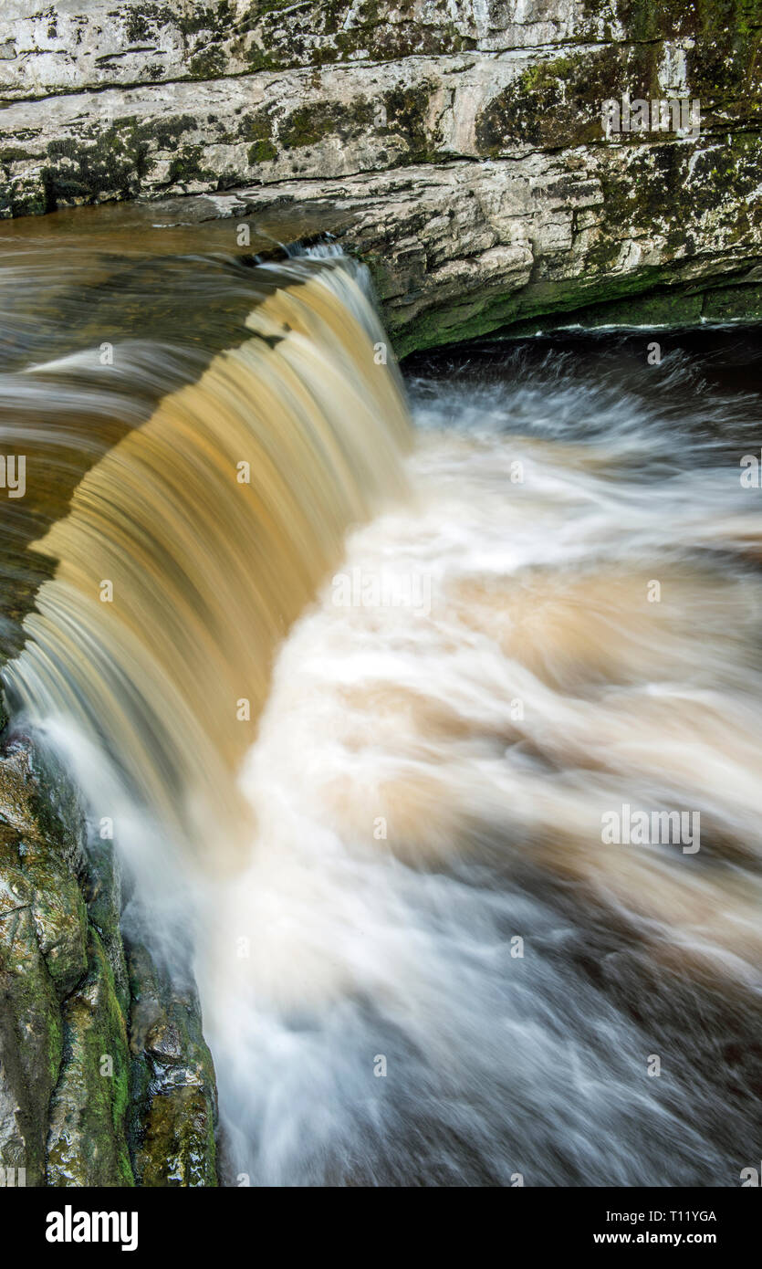 Stainforth beck stainforth falls hi-res stock photography and images ...