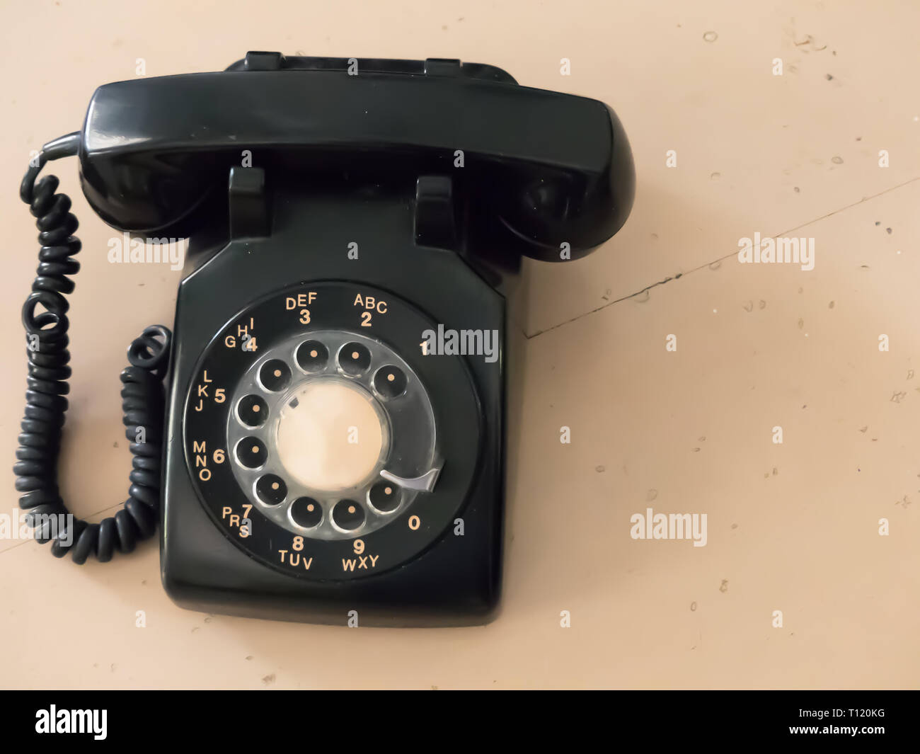 Retro phone cord hi-res stock photography and images - Alamy