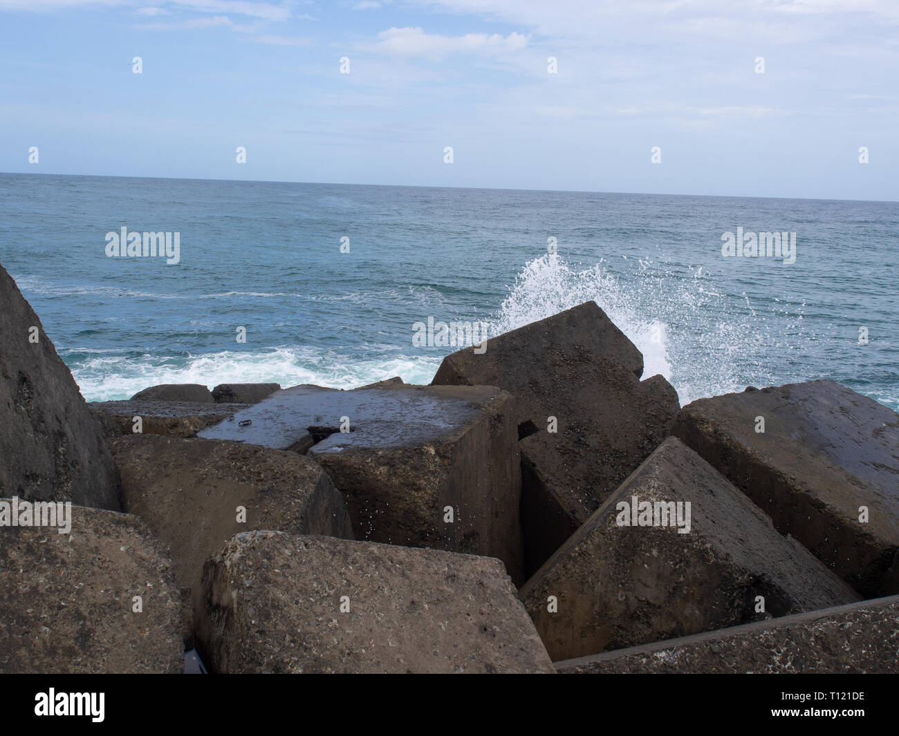 Rocky sea wall hi-res stock photography and images - Alamy