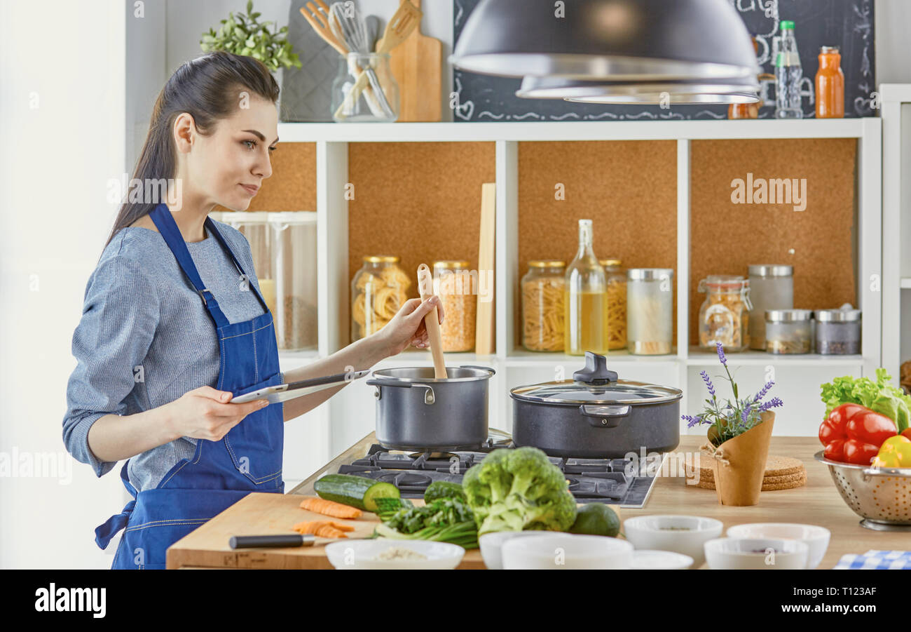 Touchscreen kitchen hi-res stock photography and images - Alamy