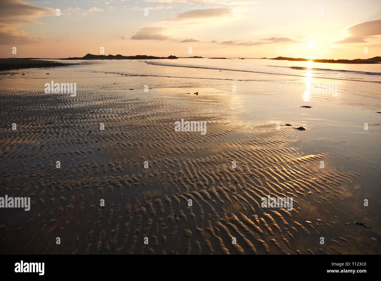 Rhosneigr bay hi-res stock photography and images - Alamy