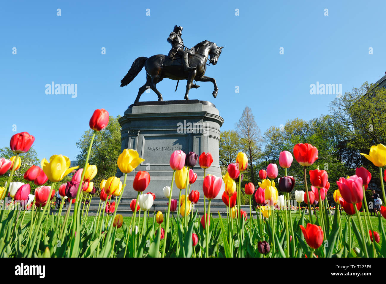 George washington equestrian monument hi-res stock photography and ...