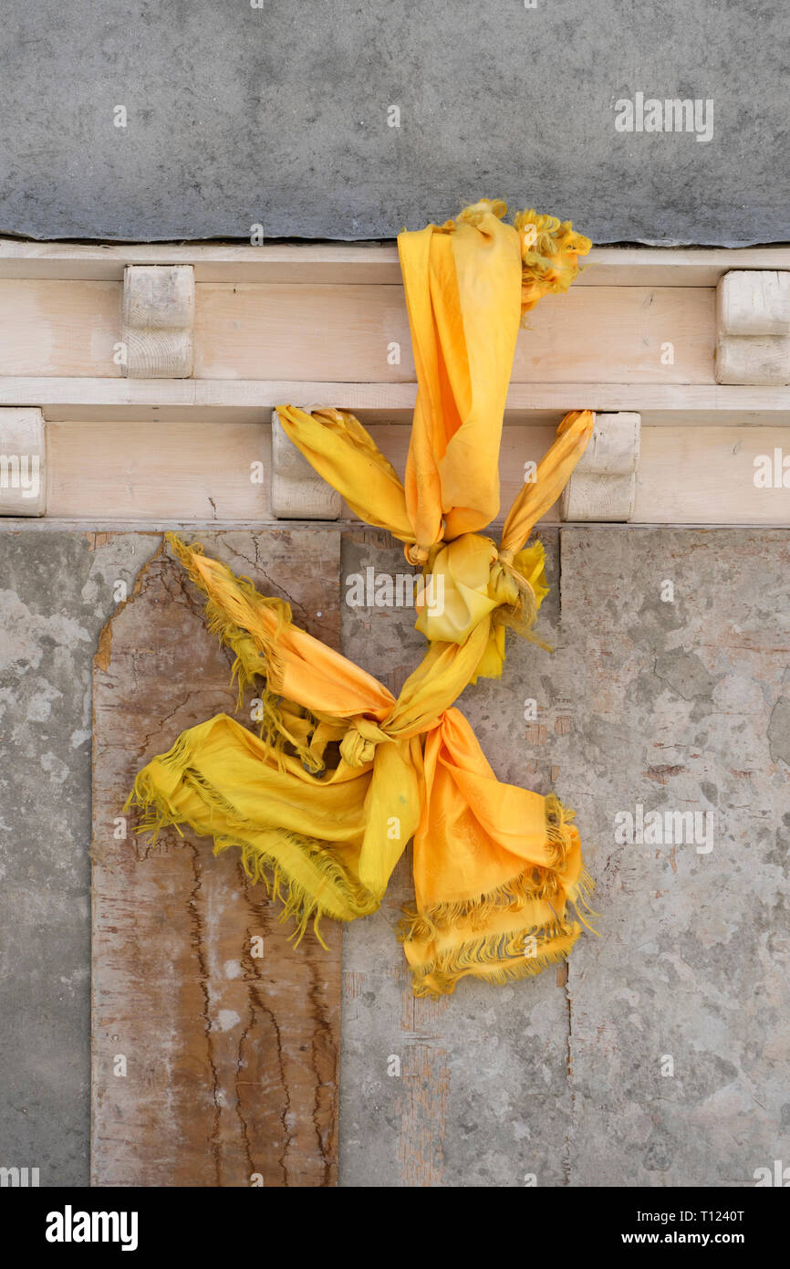 Khata traditional ceremonial scarf hi-res stock photography and images ...