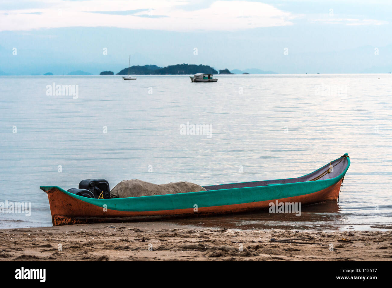 Brazil canoe hi-res stock photography and images - Alamy