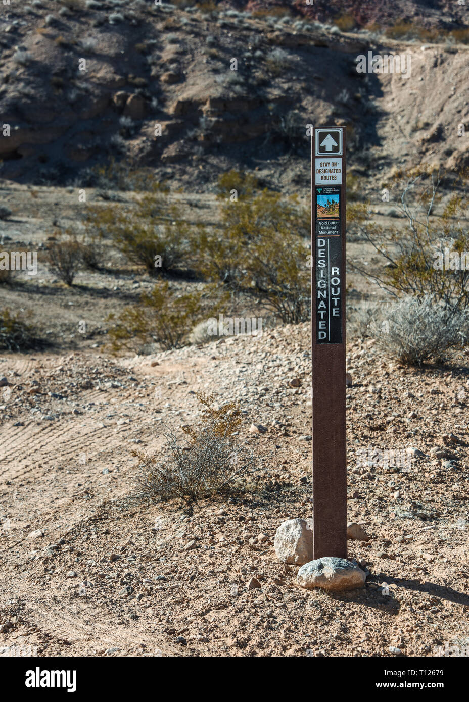 Little rock road sign hi-res stock photography and images - Alamy