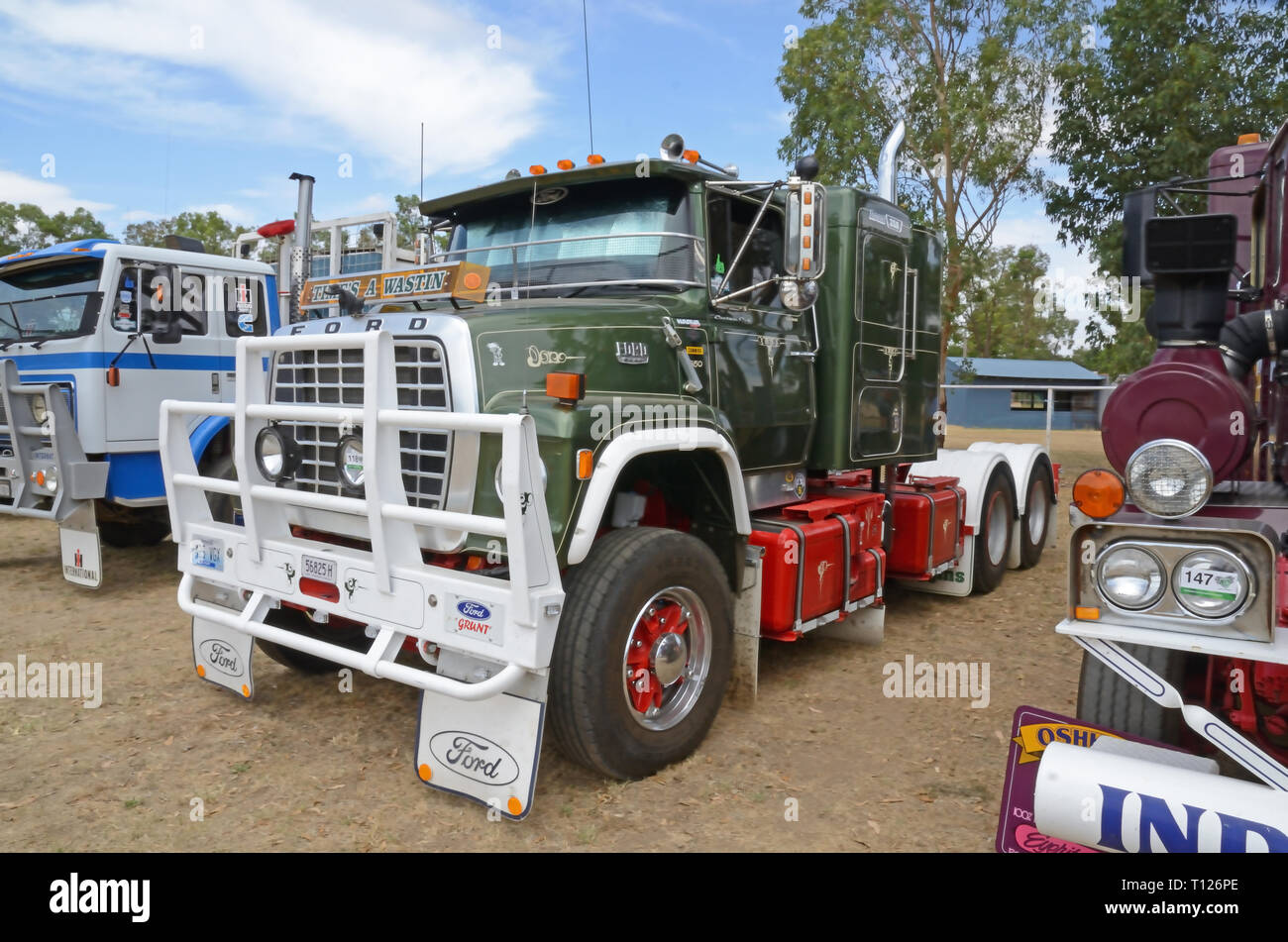 L Series Ford 9000 Prime mover truck c1981 on display at Moonbi Show ...