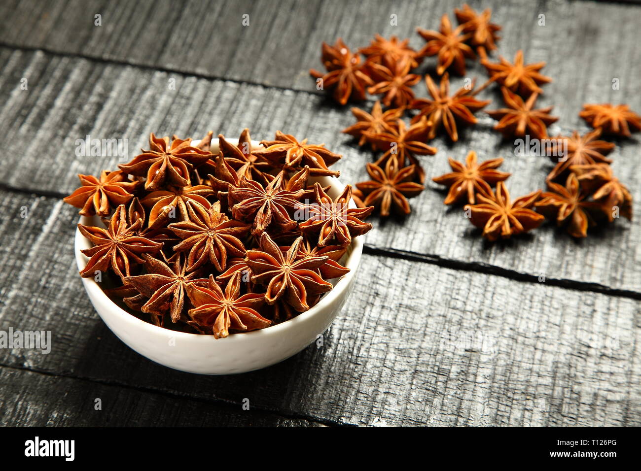 Bowl of famous aromatic star anise spice from India Stock Photo - Alamy