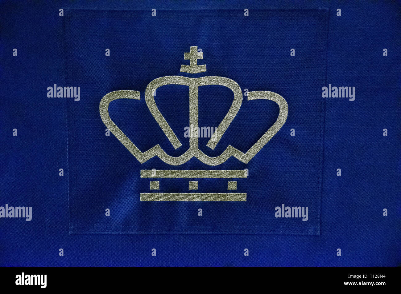 Family crest logo hi-res stock photography and images - Alamy