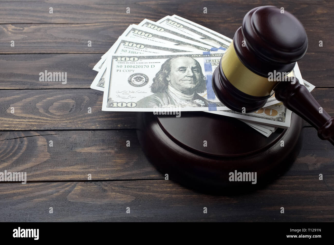 Money judge hi-res stock photography and images - Alamy