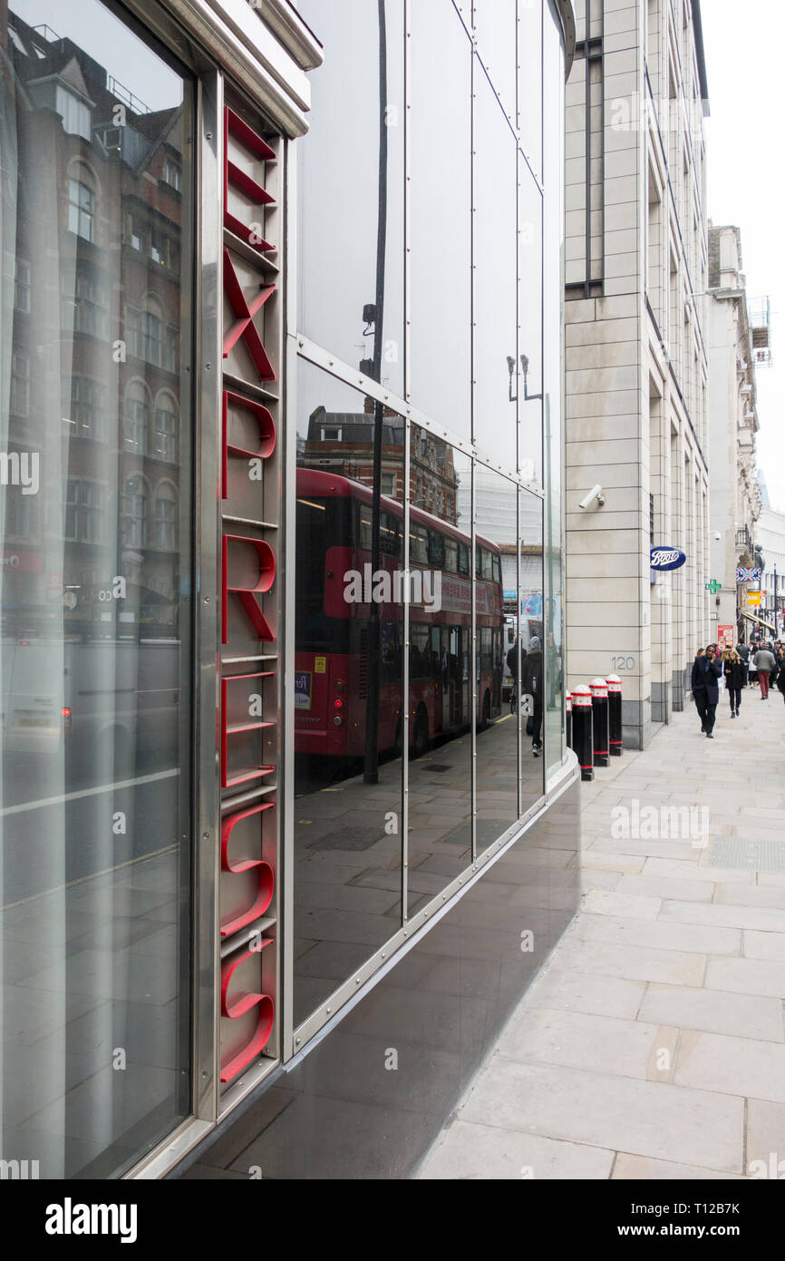 The former Daily Express building on Fleet Street, London, UK Stock ...