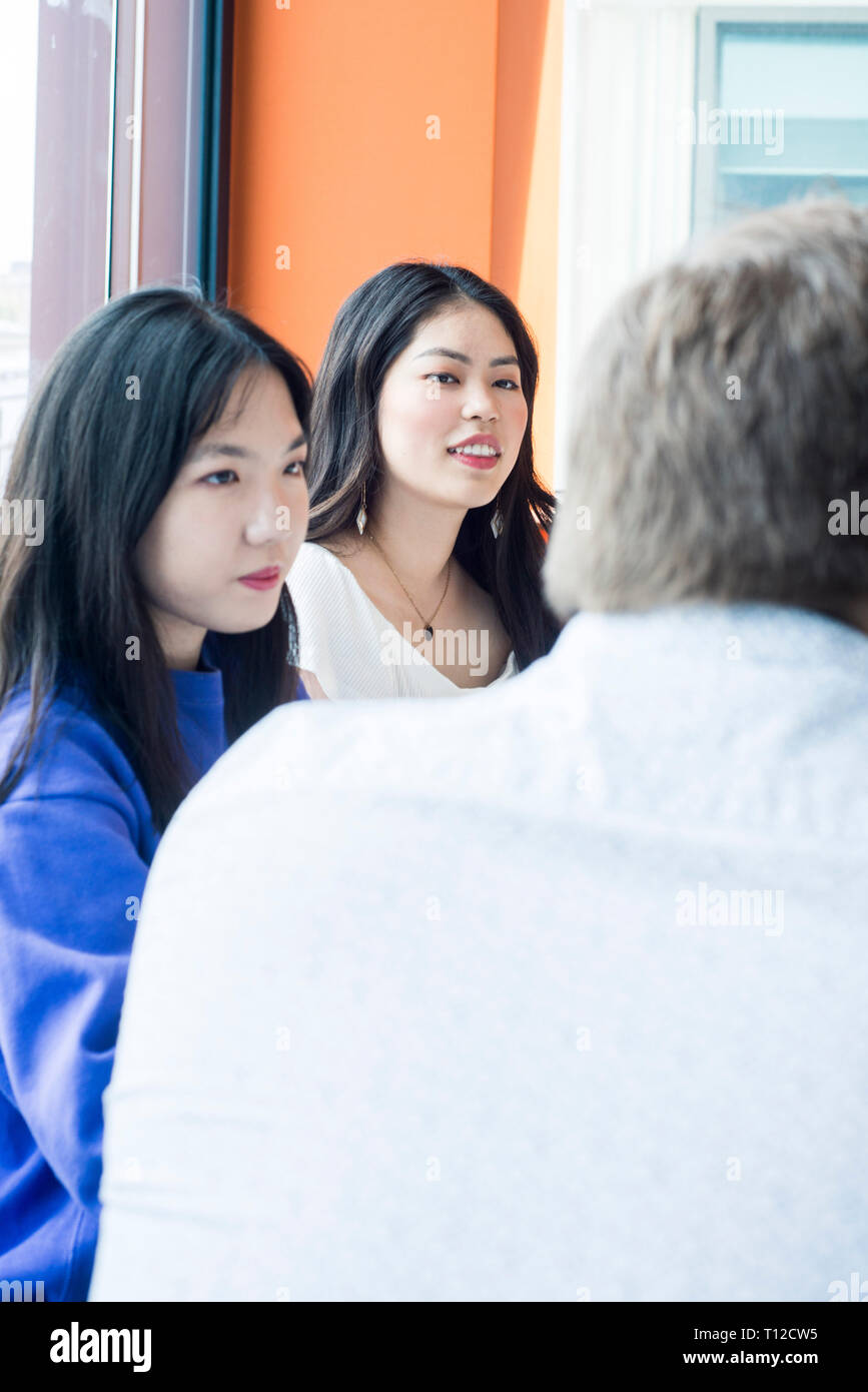 Asian teacher classroom hi-res stock photography and images - Alamy