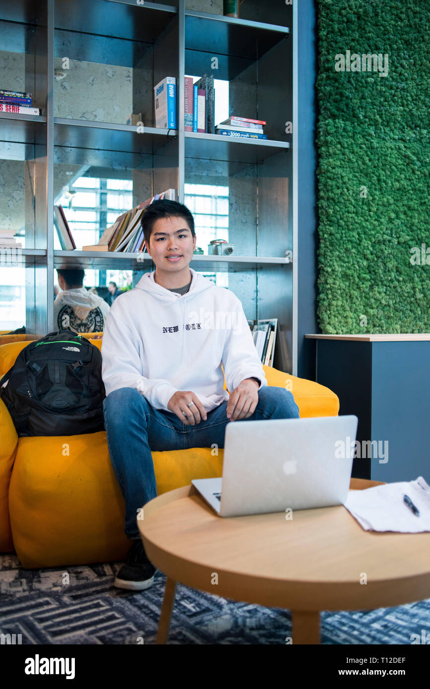 Student common room hi-res stock photography and images - Alamy