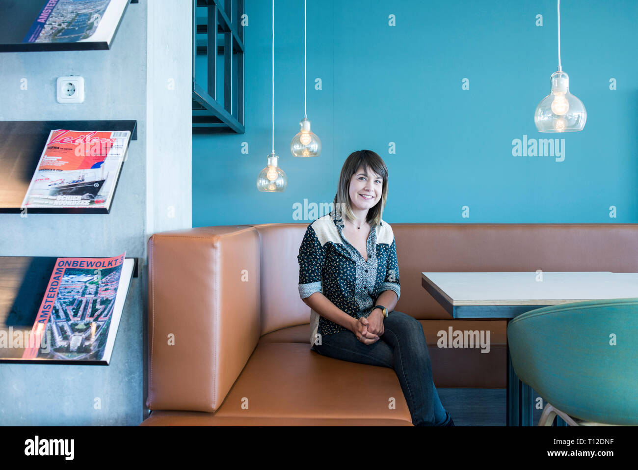 Person table hi-res stock photography and images - Alamy