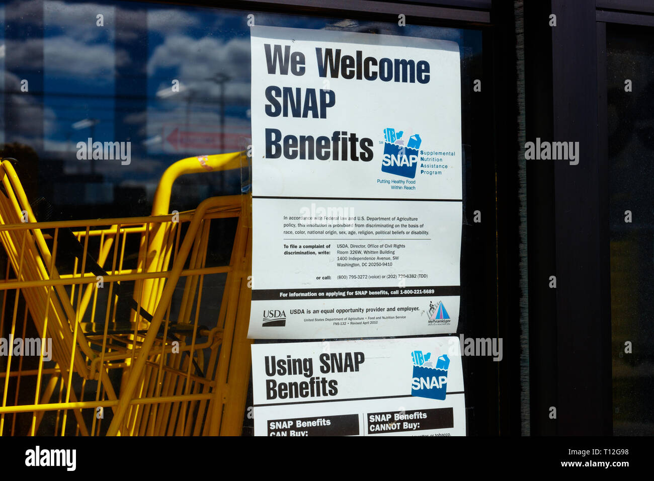 Snap benefits sign hi-res stock photography and images - Alamy