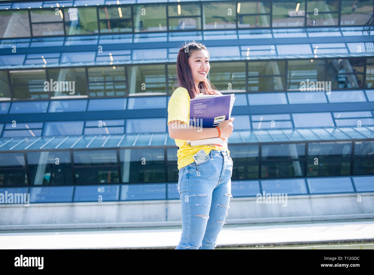 Dutch university students female hi-res stock photography and images ...