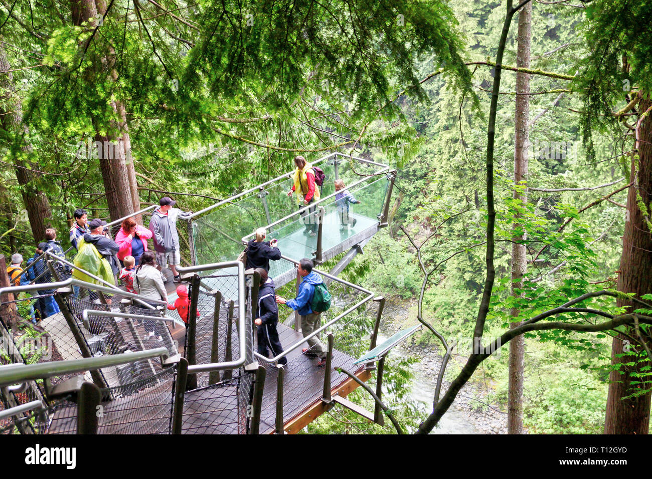 Cantilevered walkways hi-res stock photography and images - Alamy