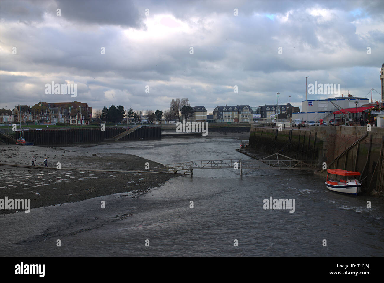 Touques hi-res stock photography and images - Alamy