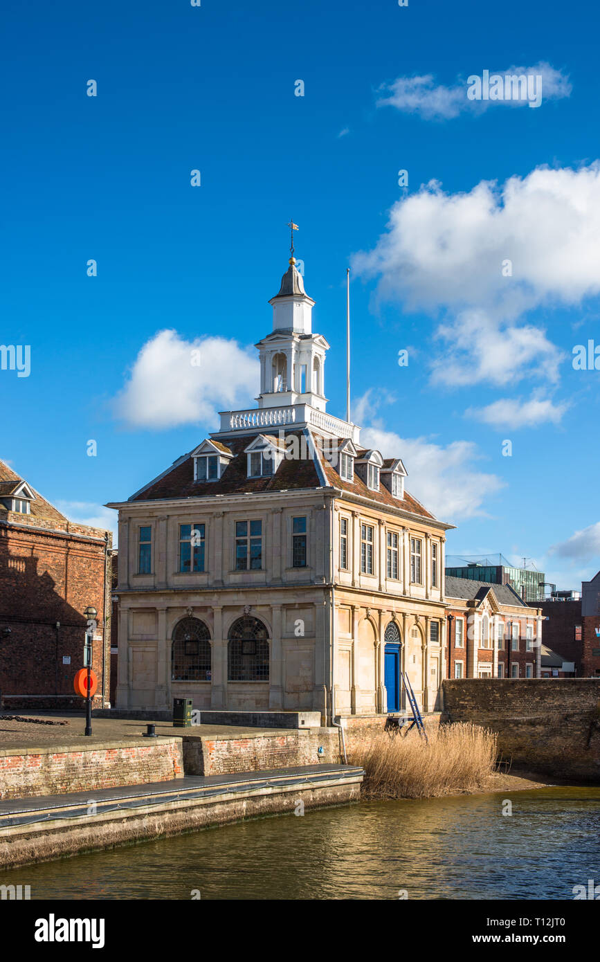 The custom house at kings lynn hi-res stock photography and images - Alamy