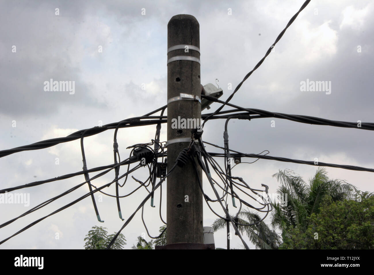 Dark clouds electric pole hi-res stock photography and images - Alamy