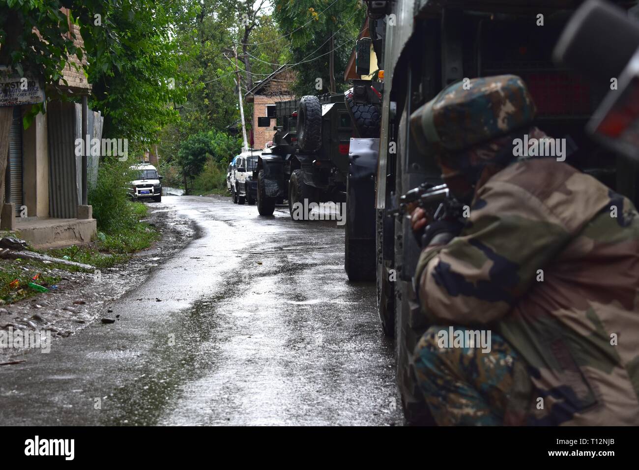 Indian army commandos hi-res stock photography and images - Alamy
