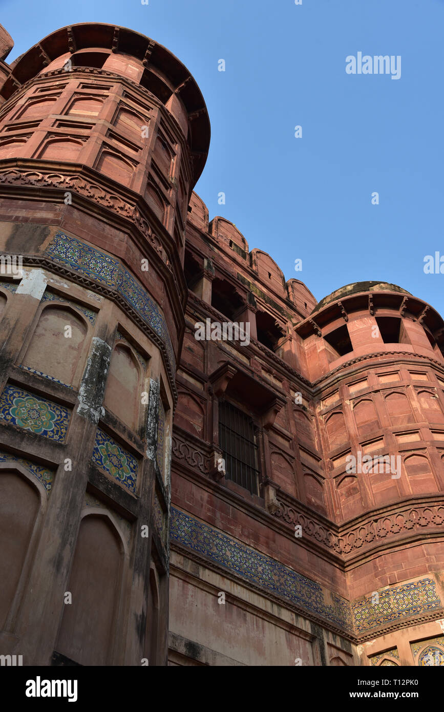 Akbar mughal emperor hi-res stock photography and images - Alamy