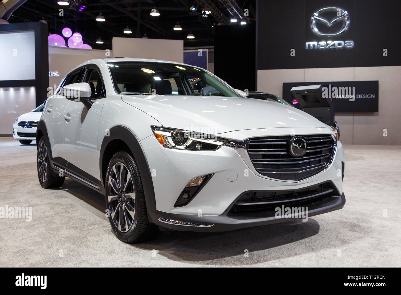 Mazda cx3 High Resolution Stock Photography and Images - Alamy