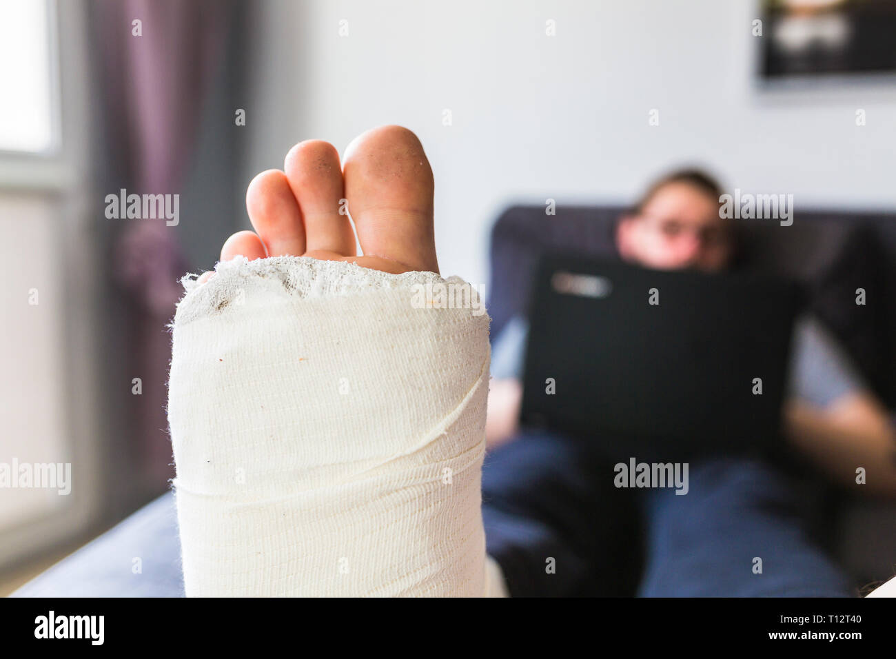Recovery equipment on patient close hi-res stock photography and images ...