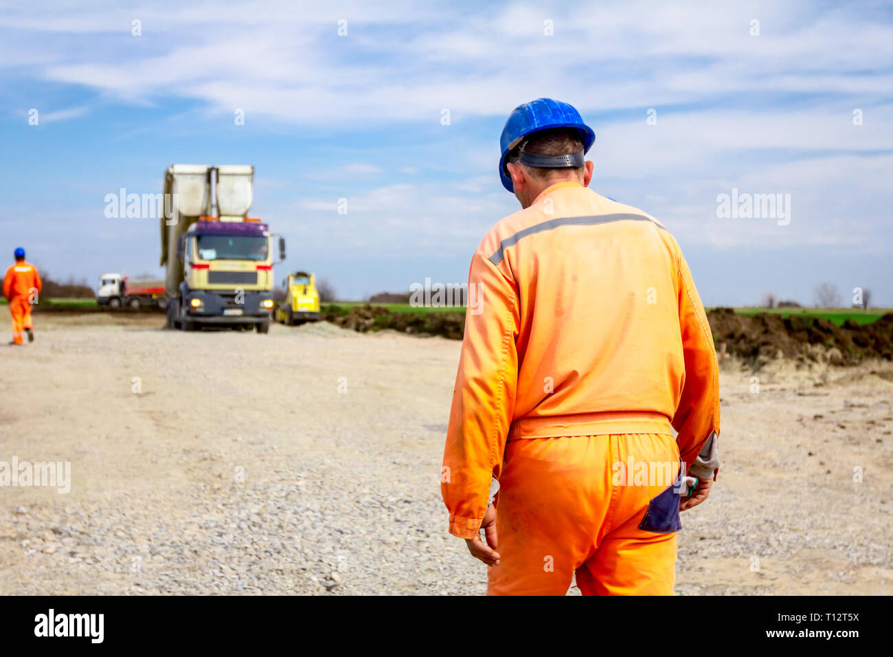 Construction workers break time hi-res stock photography and images - Alamy