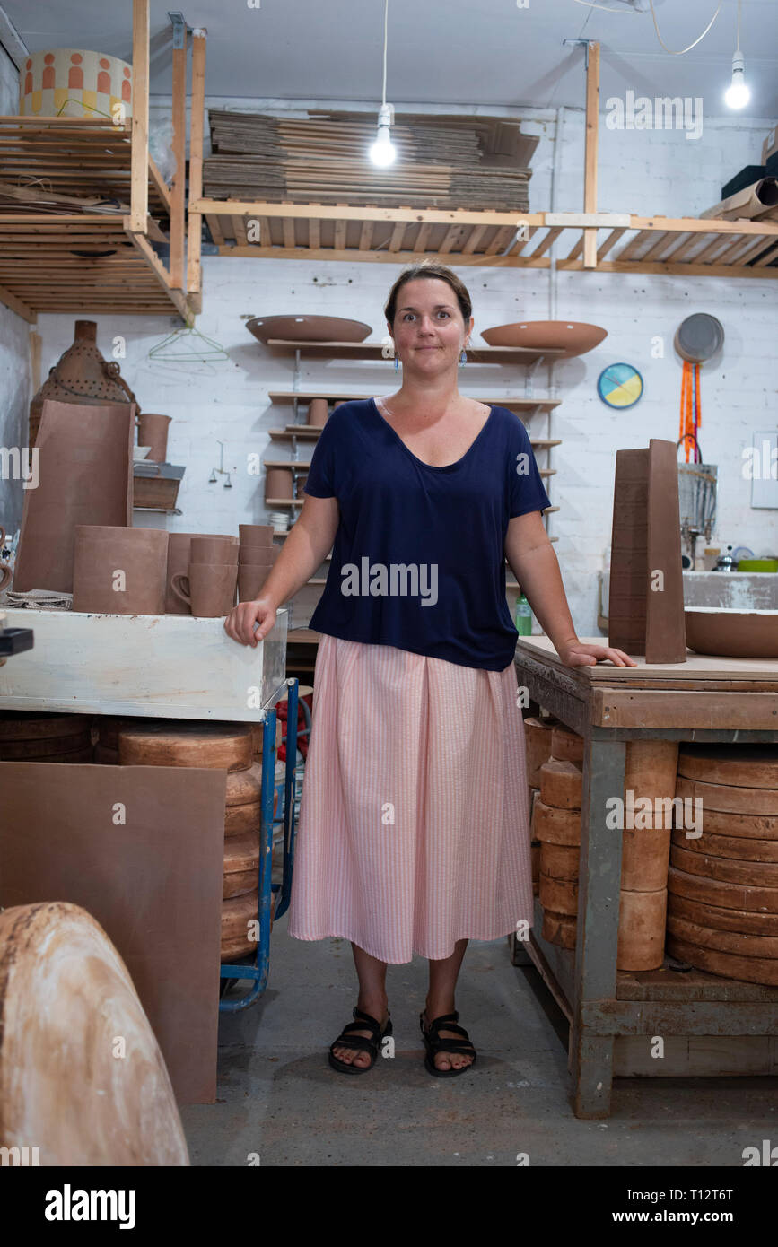 Female poses for artists hi-res stock photography and images - Alamy