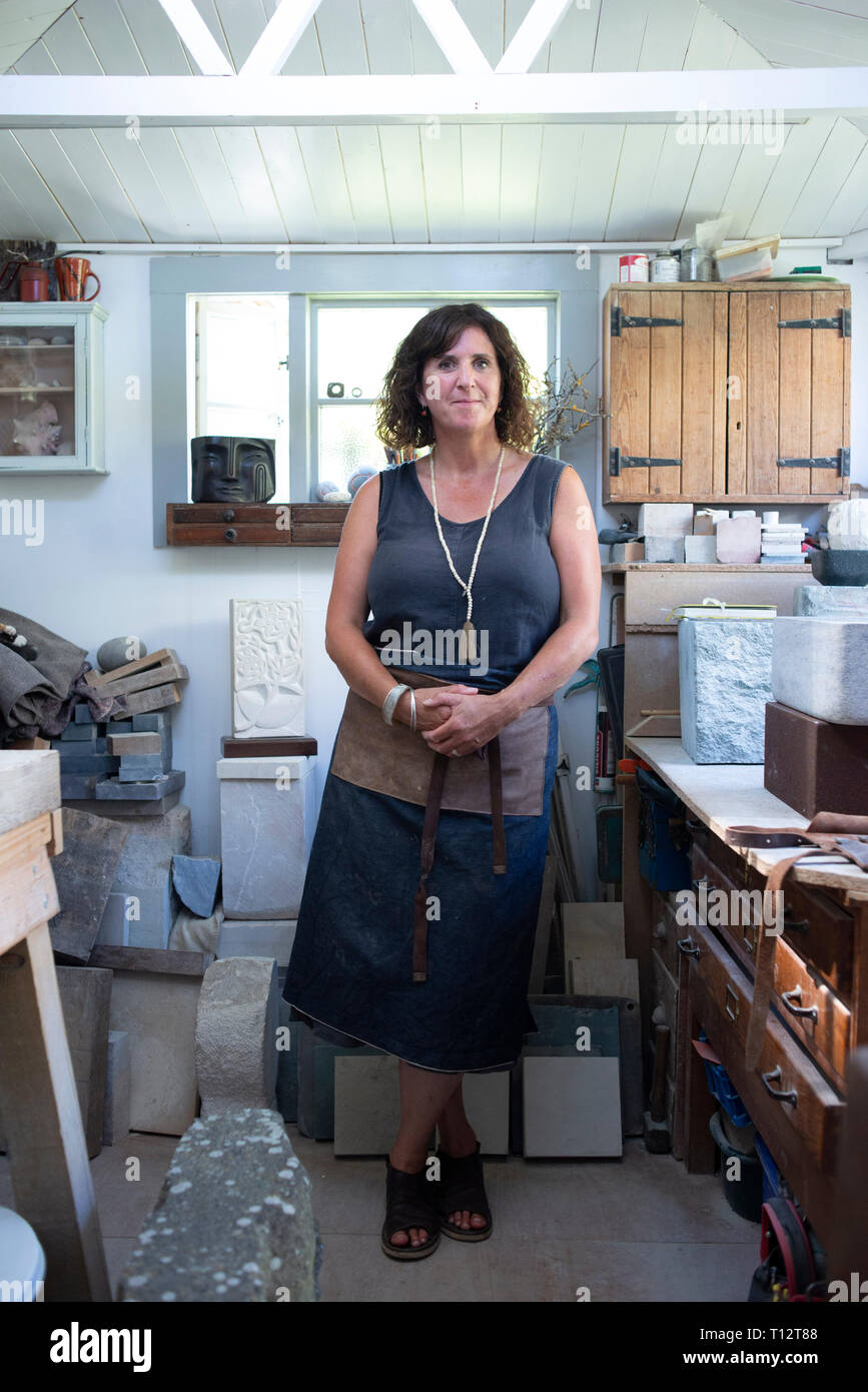 Artist poses in hi-res stock photography and images - Alamy