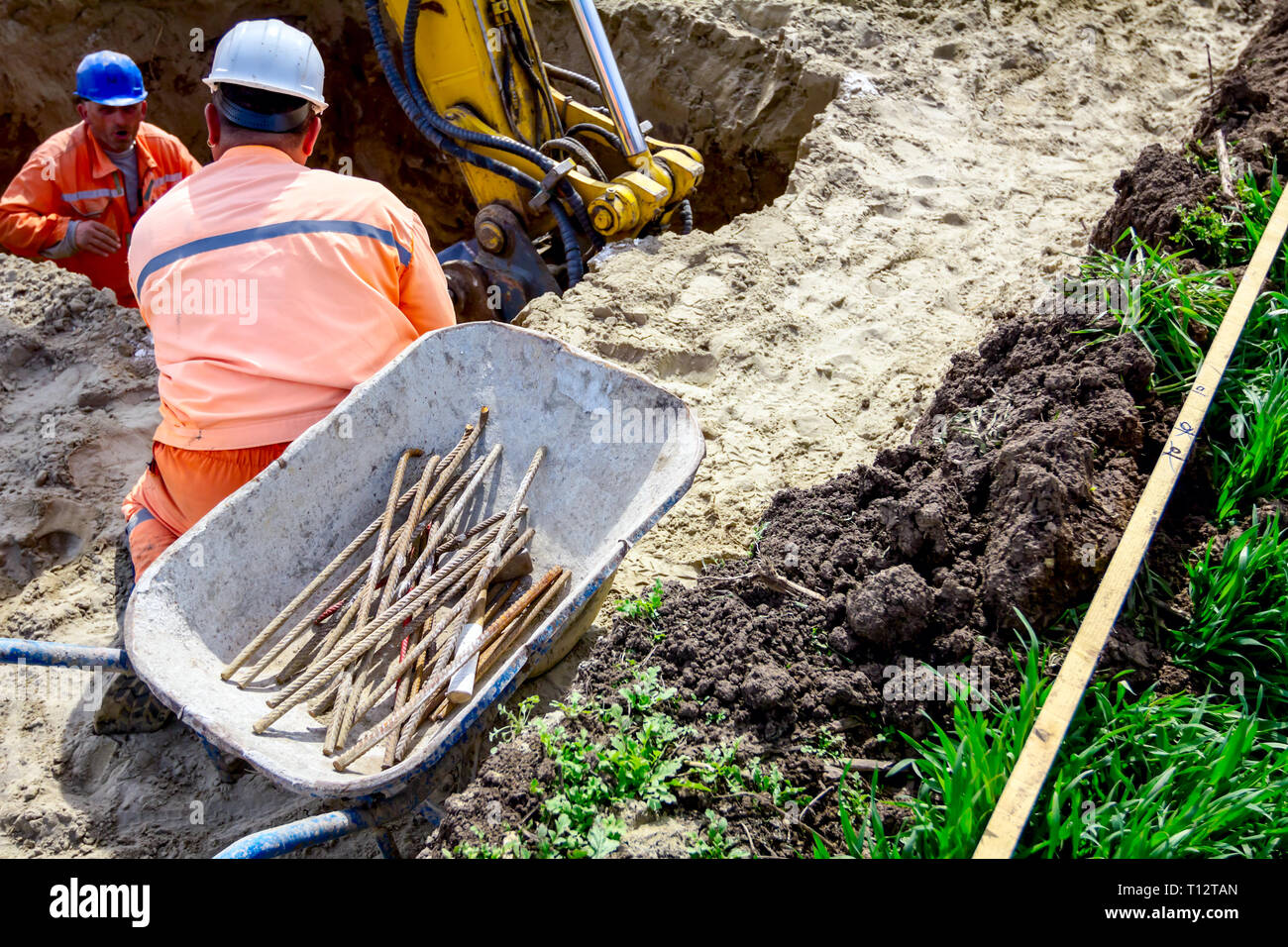 Pile of helmets hi-res stock photography and images - Alamy