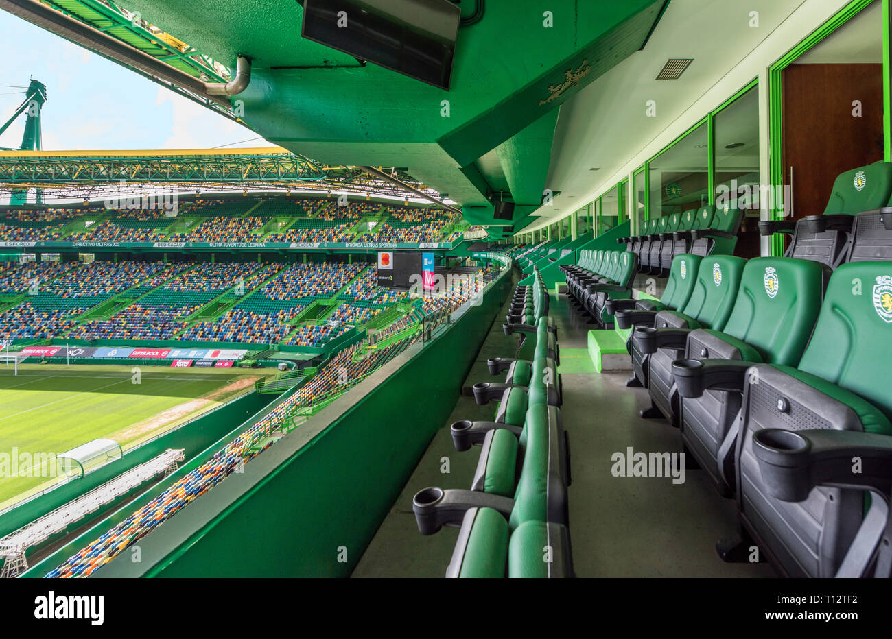 Jose alvalade stadium hi-res stock photography and images - Alamy